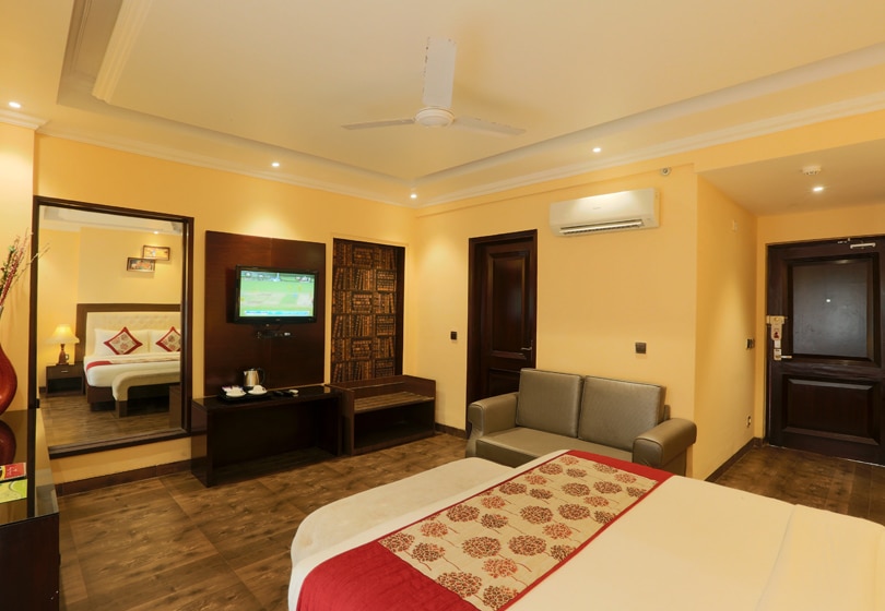 Resort De Alturas Goa Resort Price, Address & Reviews