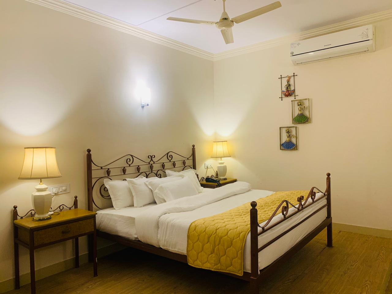 Friends Resort 𝗕𝗢𝗢𝗞 Shirdi Resort 𝘄𝗶𝘁𝗵 ₹𝟬 𝗣𝗔𝗬𝗠𝗘𝗡𝗧