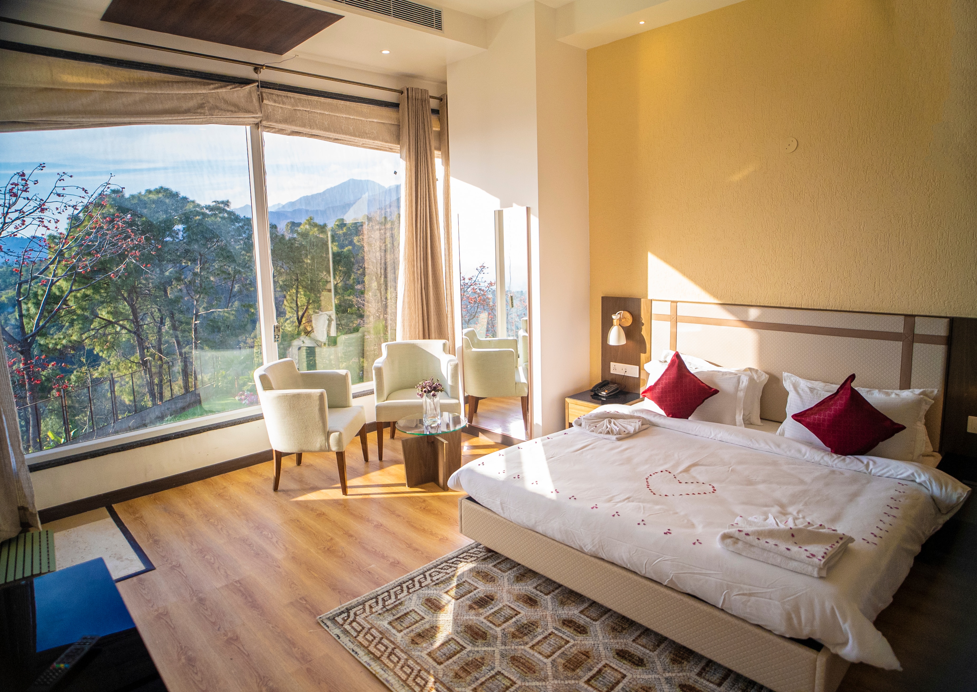 Dhauladhar Heights Resort | Experience The Luxury 𝗕𝗢𝗢𝗞 Dharamshala ...