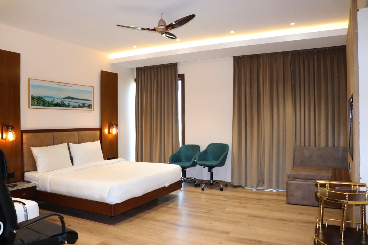 SkyLine Club & Resorts Indore INR 388 OFF ( ̶2̶8̶2̶7̶ ) Resort Price ...