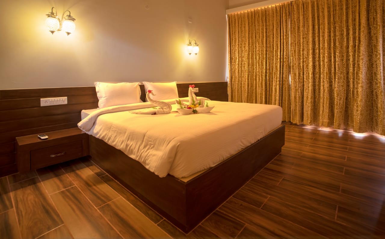 Sixth Element | Private Cottages with a Pool 𝗕𝗢𝗢𝗞 Piriyapatna Homestay 𝘄𝗶𝘁𝗵 ₹𝟬 𝗣𝗔𝗬𝗠𝗘𝗡𝗧