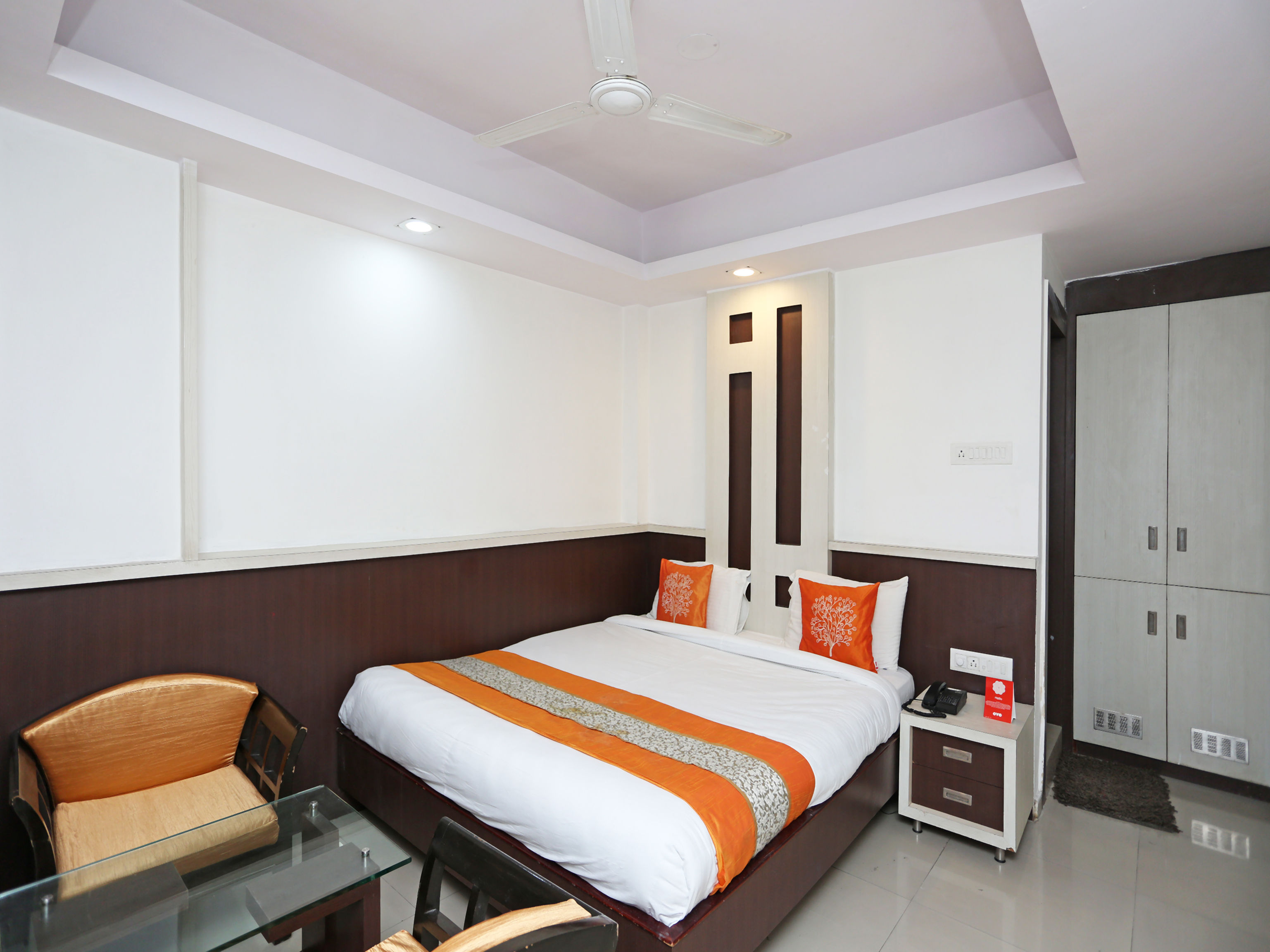 THE ROYAL RETREAT Ranchi - Deal + HD Photos & Reviews