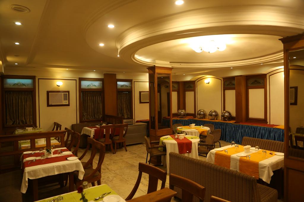 The Mount Manor Chennai INR 579 OFF ( ̶2̶4̶0̶0̶ ) Hotel Price, Address ...