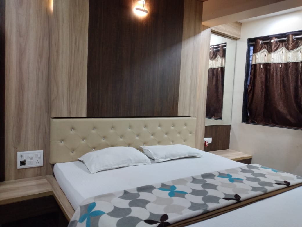 Hotel Golden Best Rates on Vapi Hotel Deals, Reviews & Photos