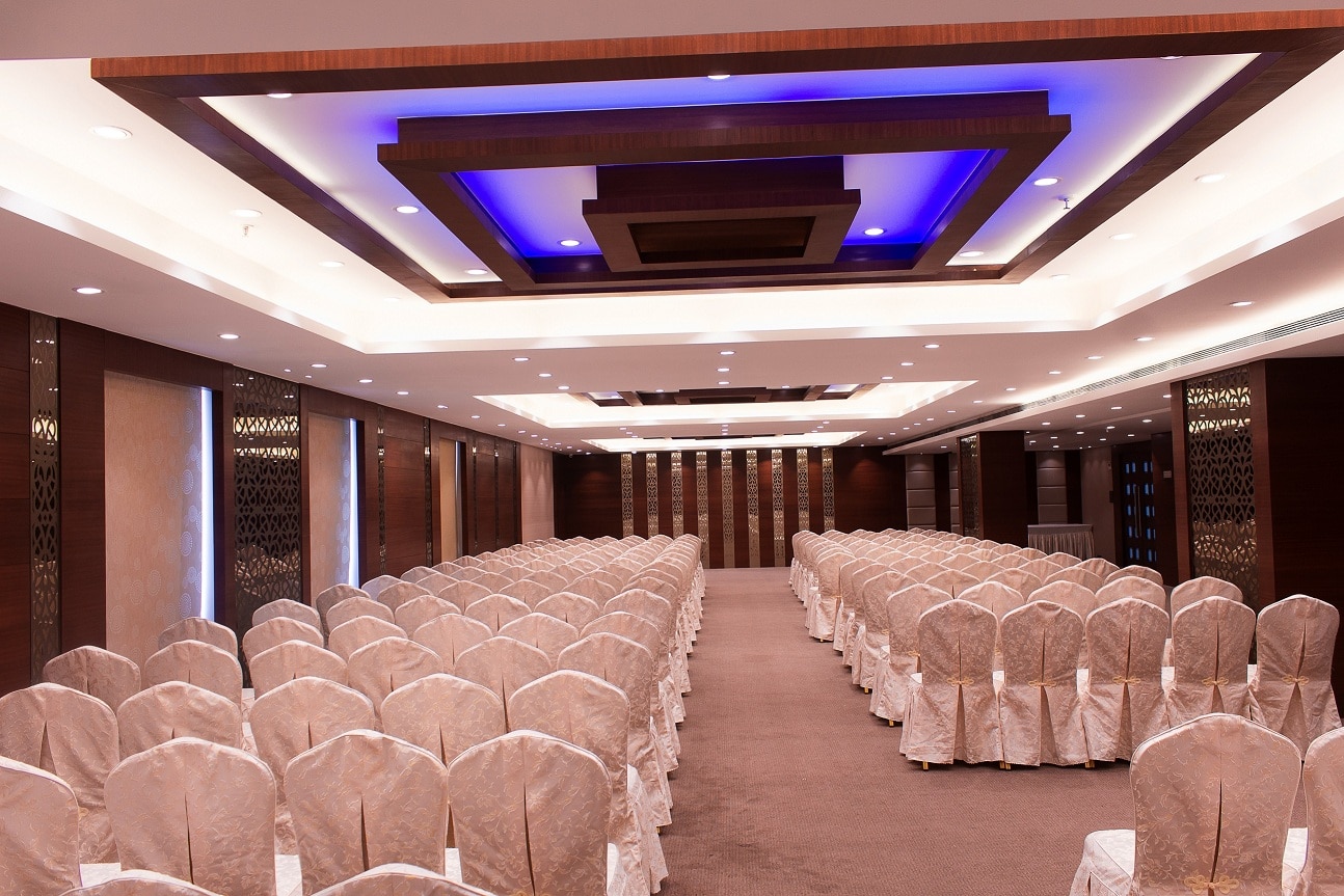 The Byke Suraj Plaza Pure Veg Thane INR 680 OFF ( ̶3̶5̶4̶9̶ ) Hotel ...