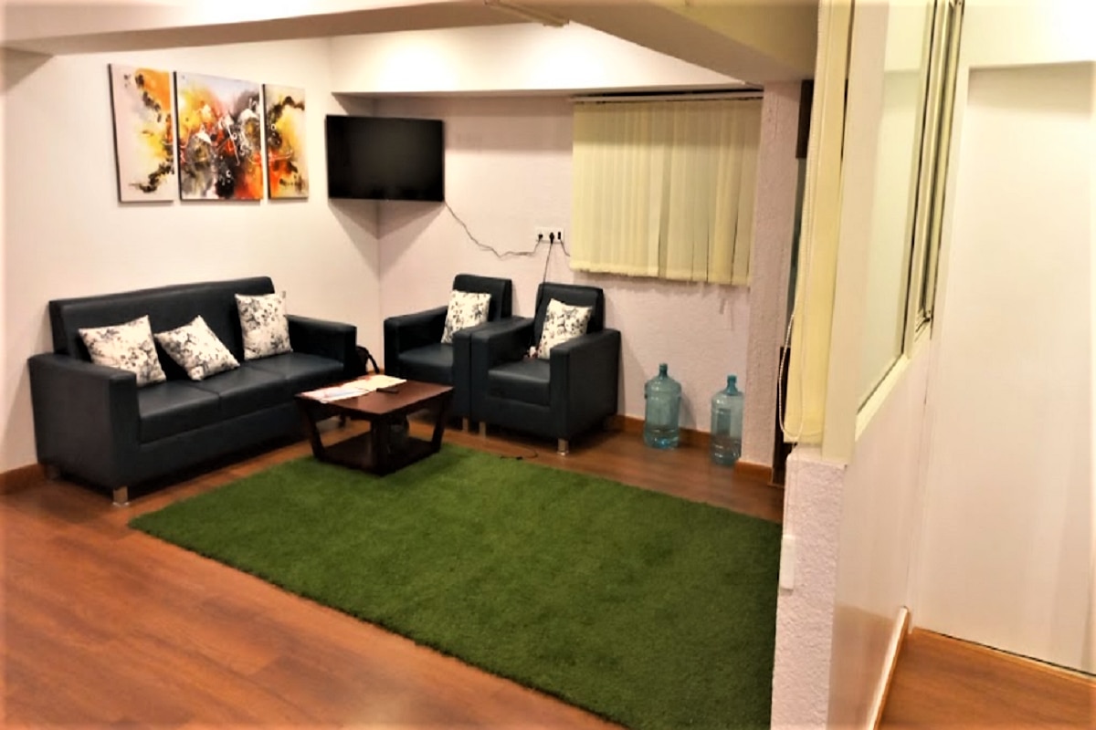 Stay Awhile Best Rates on Bangalore Hotel Deals, Reviews & Photos