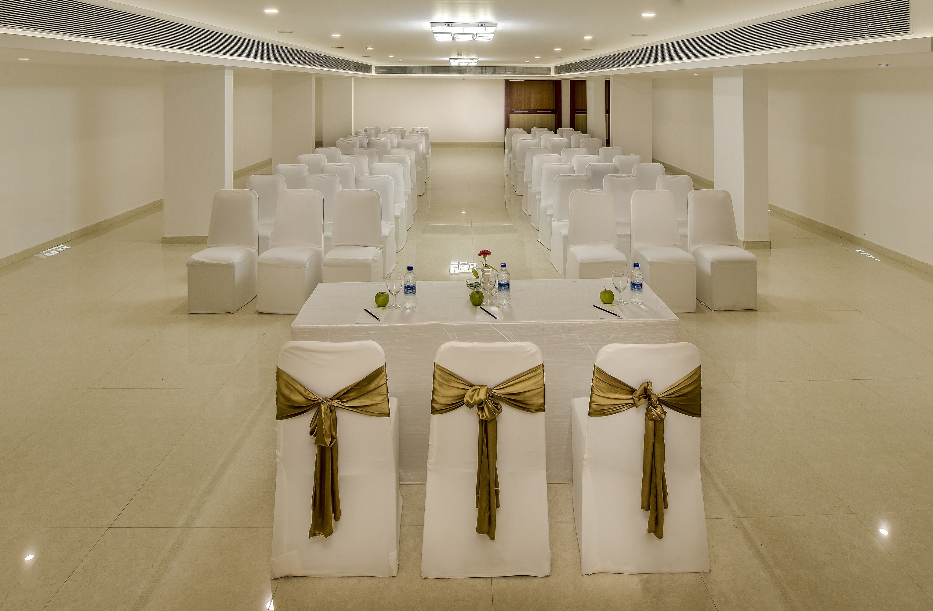 Sterling Goa Varca Goa Resort Price, Address & Reviews