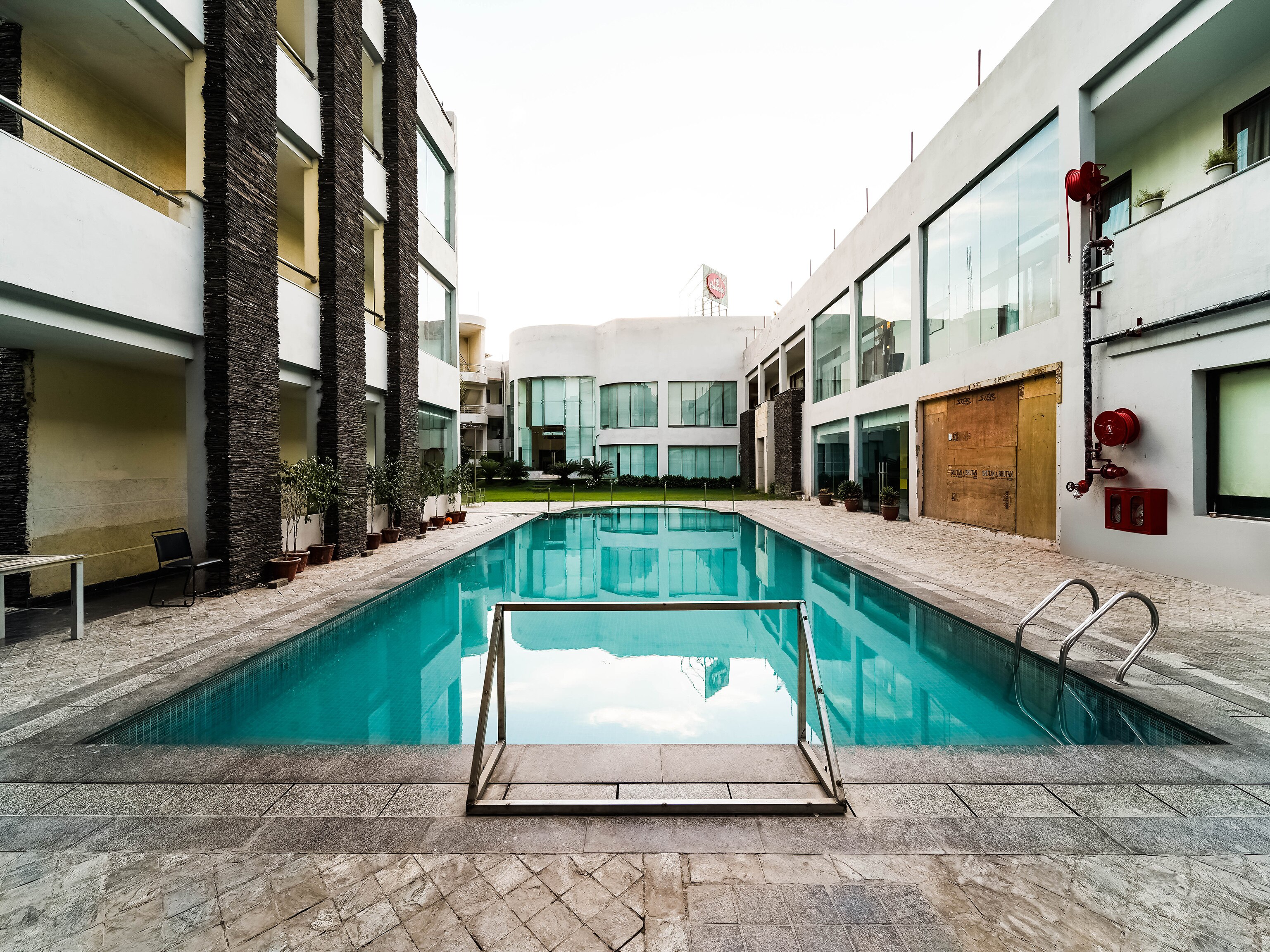 Hans Resorts, Rewari Price, Address & Reviews