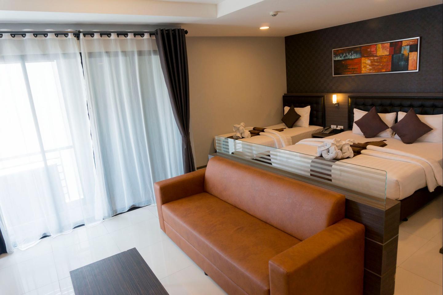 Picnic Hotel Bangkok, Bangkok Hotel Price, Address & Reviews
