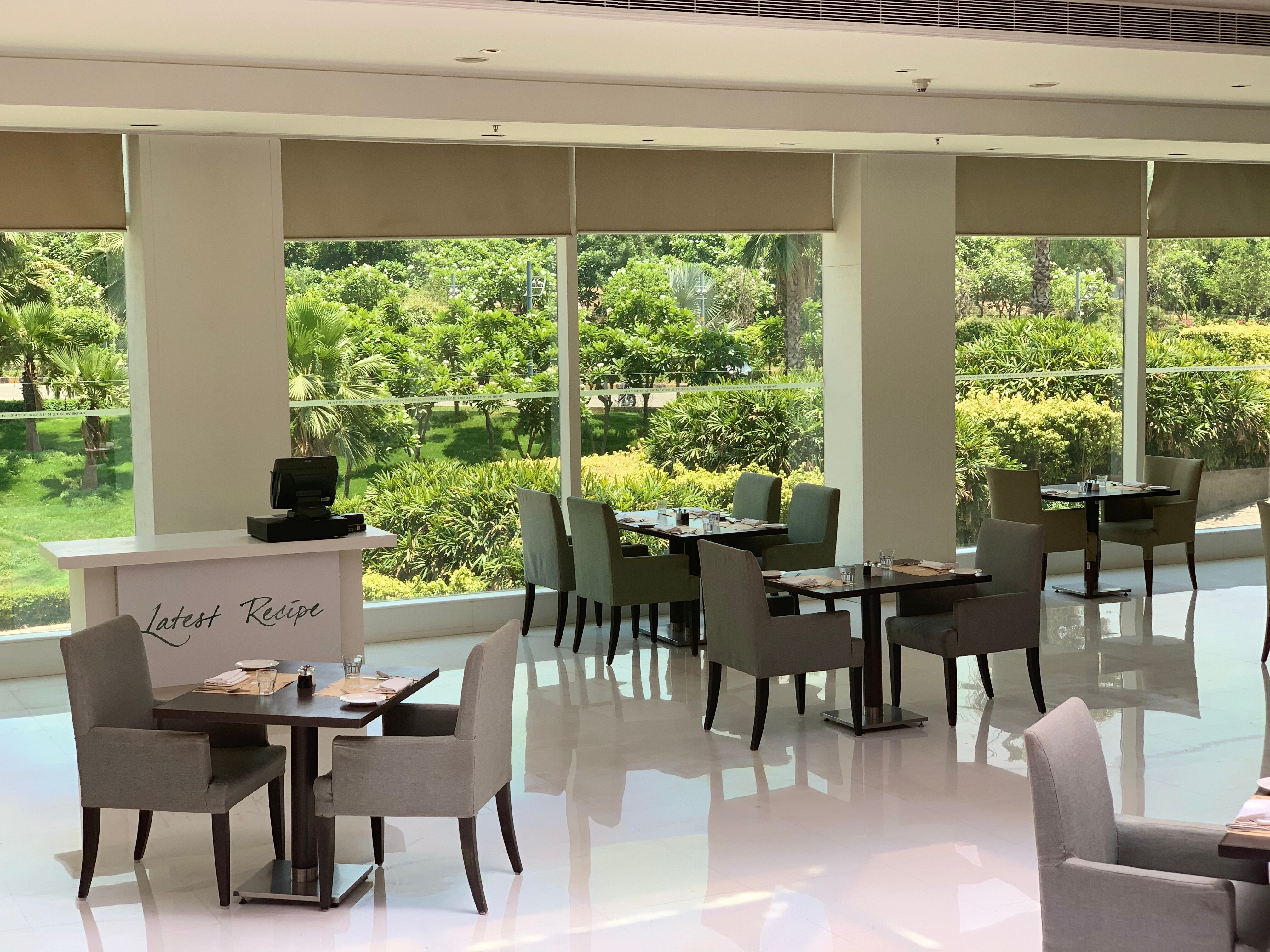 Le Meridien Gurgaon, Delhi NCR Gurgaon Hotel Price, Address & Reviews