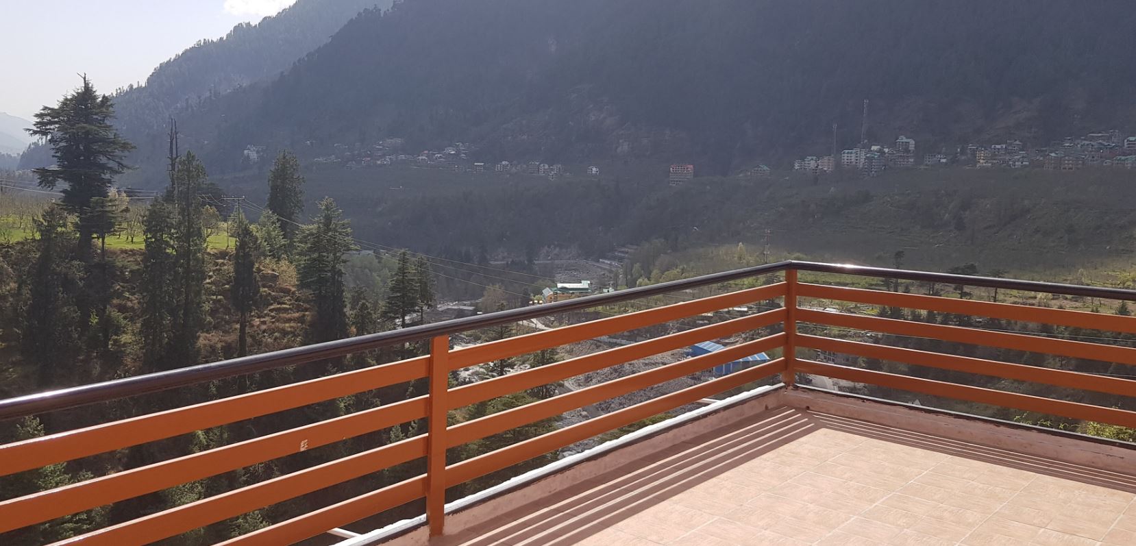 Fyra Hotel 𝗕𝗢𝗢𝗞 Manali Hotel 𝘄𝗶𝘁𝗵 ₹𝟬 𝗣𝗔𝗬𝗠𝗘𝗡𝗧
