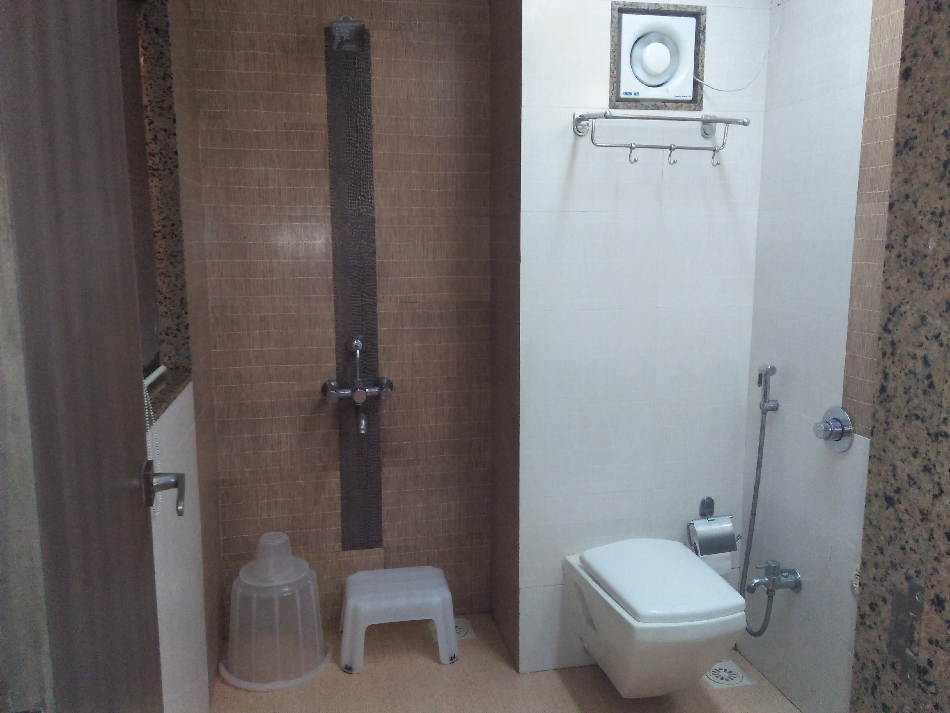 hotel ocean inn 𝗕𝗢𝗢𝗞 Daman Resort 𝘄𝗶𝘁𝗵 𝗙𝗥𝗘𝗘 𝗖𝗮𝗻𝗰𝗲𝗹𝗹𝗮𝘁𝗶𝗼𝗻