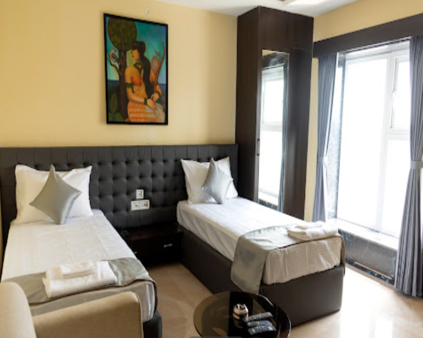 HOTEL PAPILIO 𝗕𝗢𝗢𝗞 Malda Hotel 𝘄𝗶𝘁𝗵 ₹𝟬 𝗣𝗔𝗬𝗠𝗘𝗡𝗧