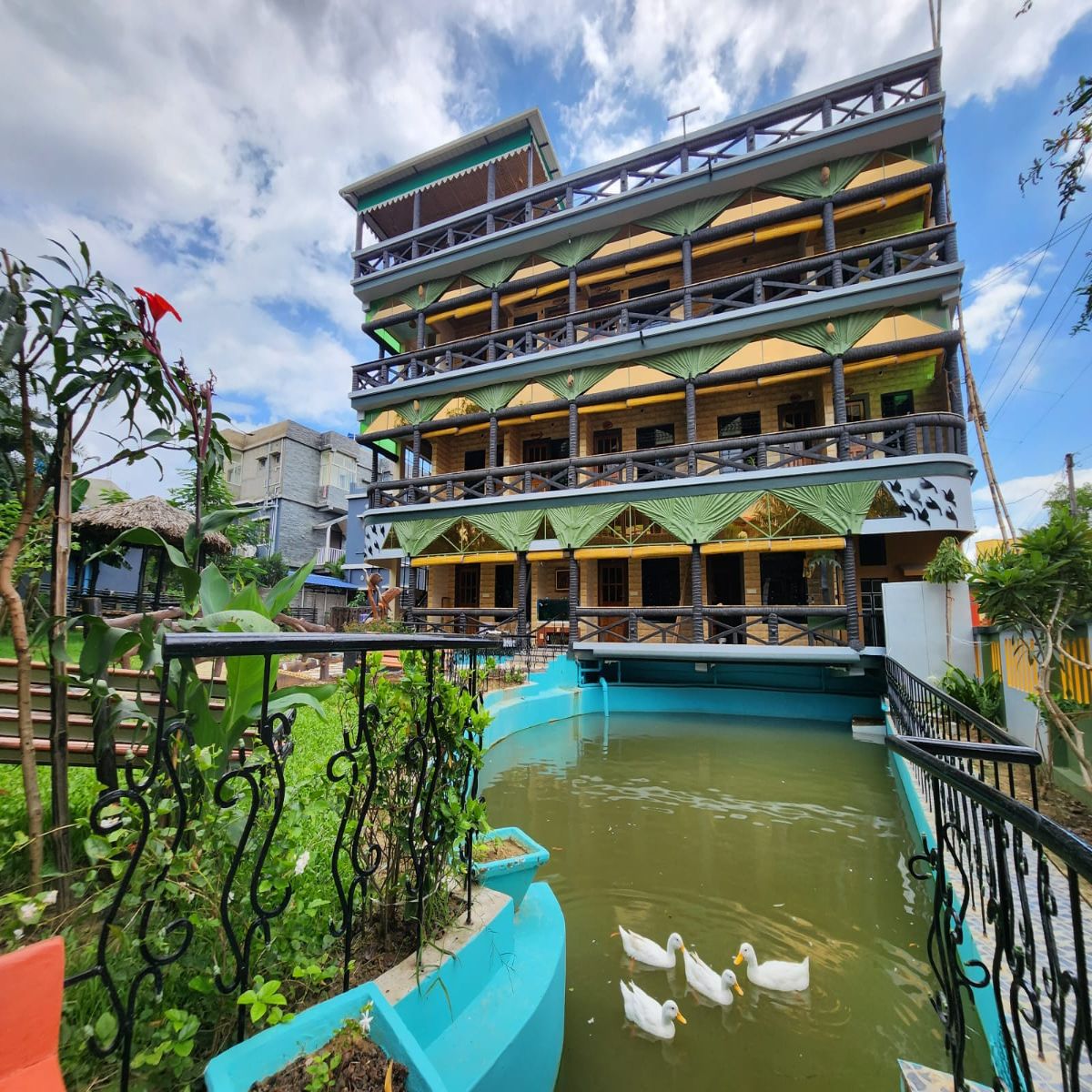 BONOLATA BAGANBARI Hotel Shantiniketan - Reviews, Photos & Offer