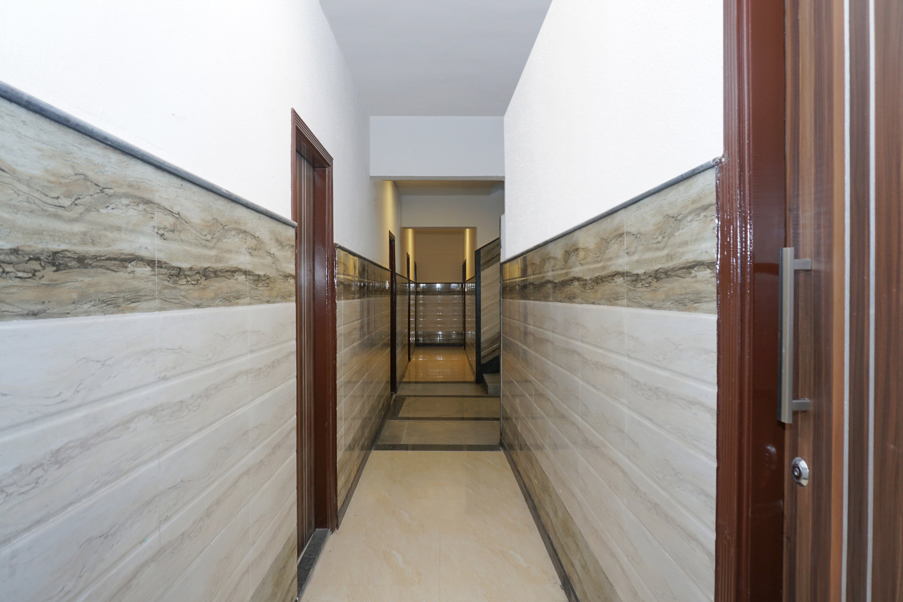Super Hotel O Hare rama guest house 𝗕𝗢𝗢𝗞 Delhi Hotel
