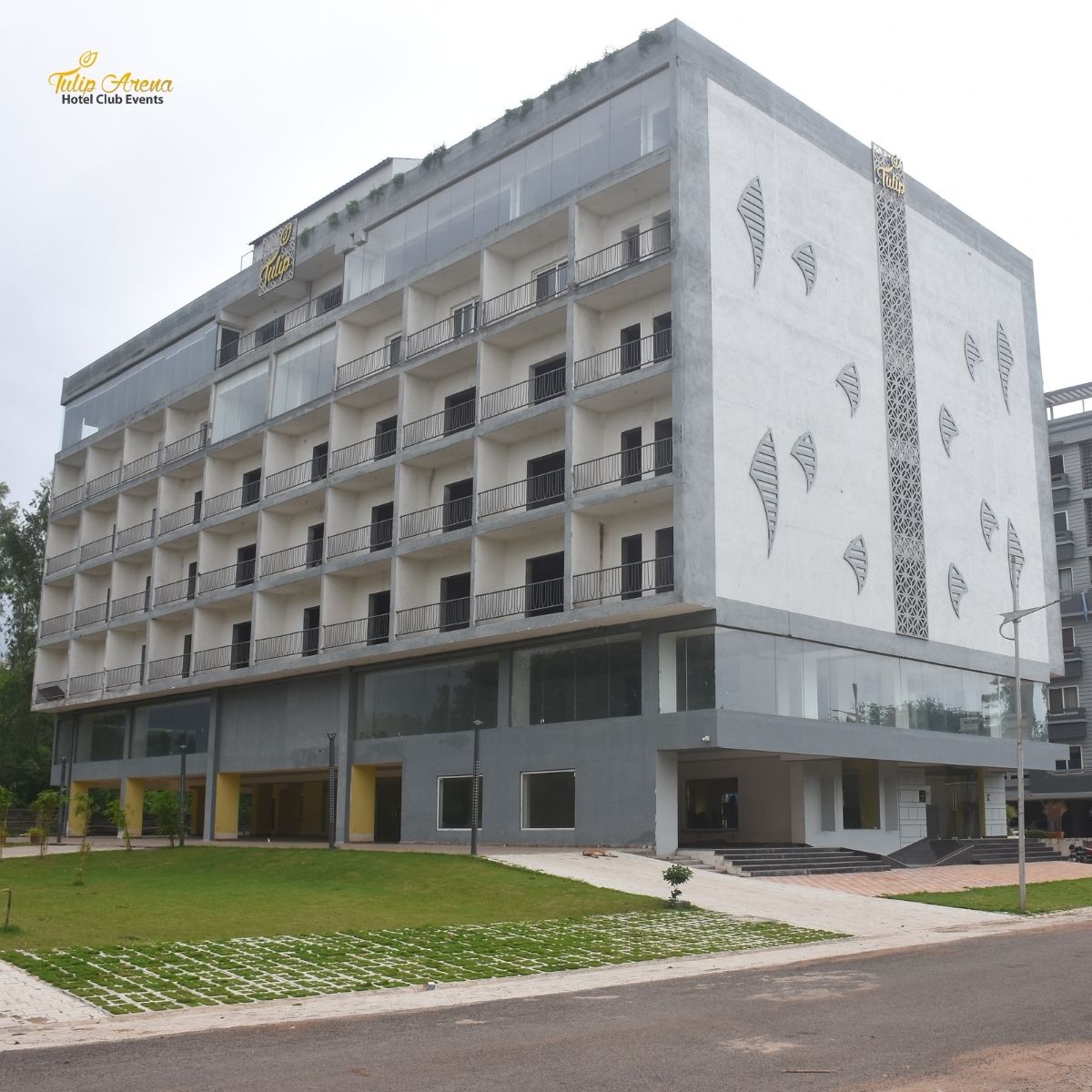 Tulip Arena Raipur Best Rates on Raipur, Chhattisgarh Hotel Deals ...