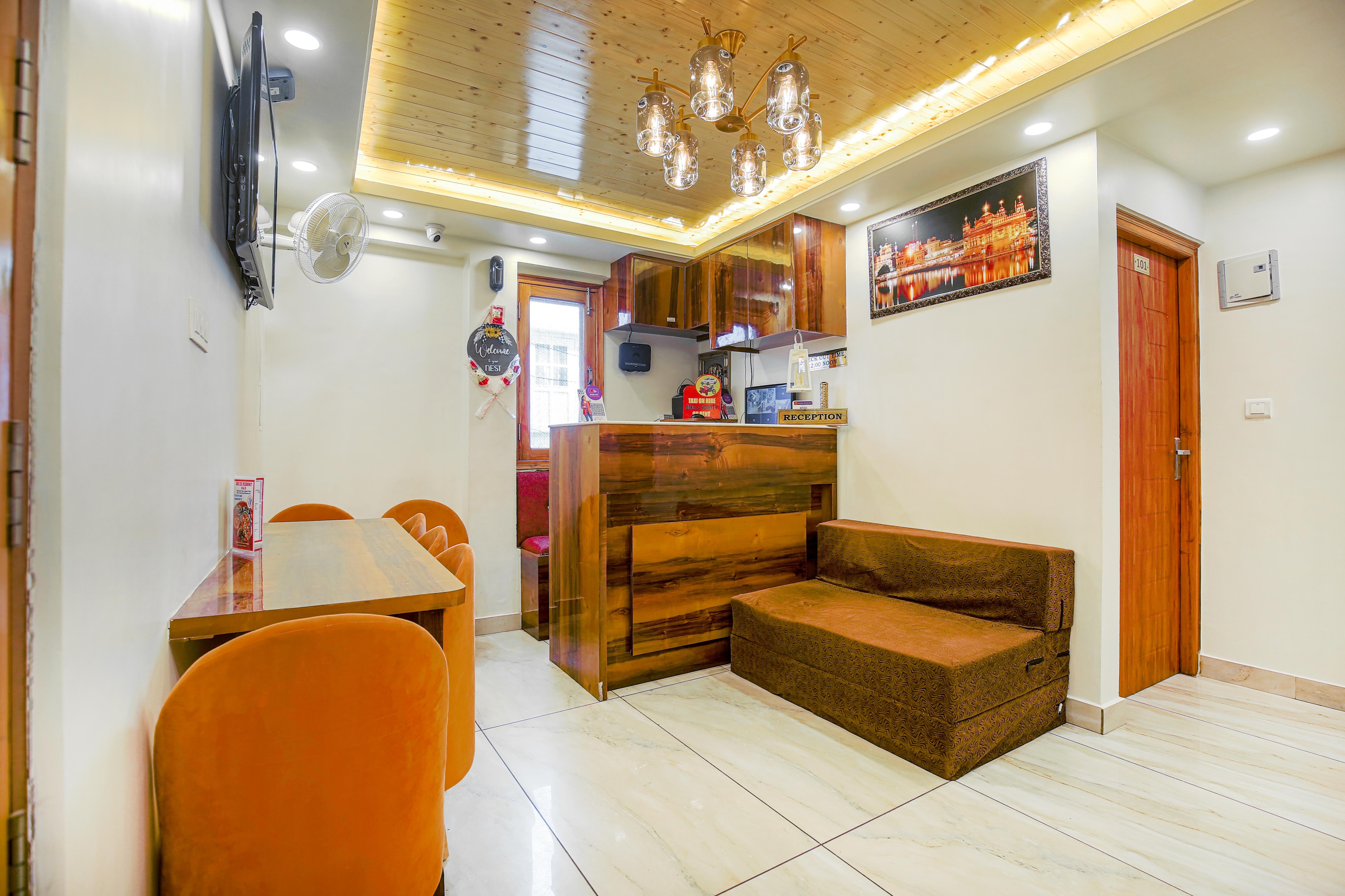 Dee Ess Residency 𝗕𝗢𝗢𝗞 Shimla BnB 𝘄𝗶𝘁𝗵 𝗙𝗥𝗘𝗘 𝗖𝗮𝗻𝗰𝗲𝗹𝗹𝗮𝘁𝗶𝗼𝗻