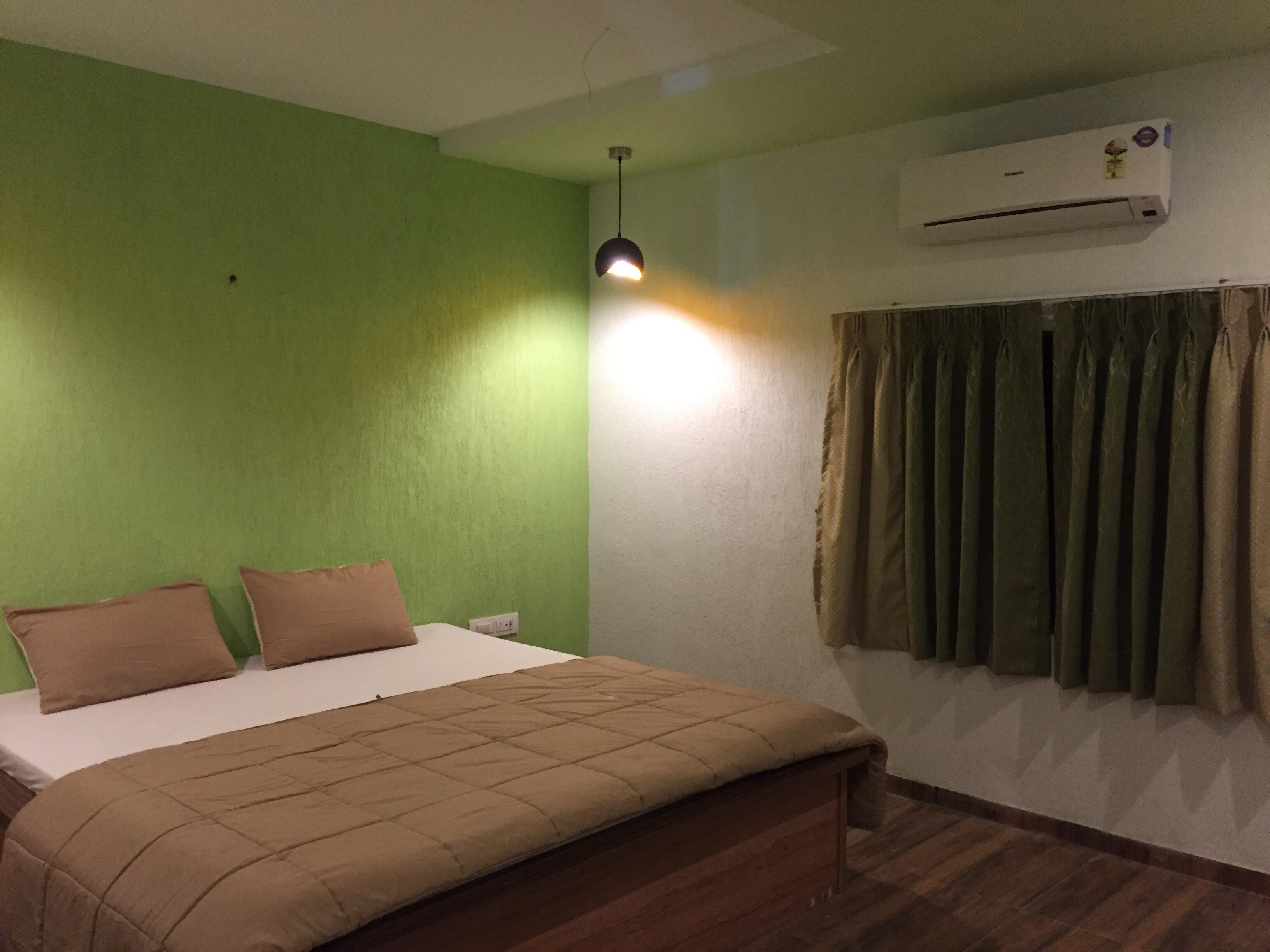 Photos of Kamdhenu Resort - Borsad Hotel on Goibibo