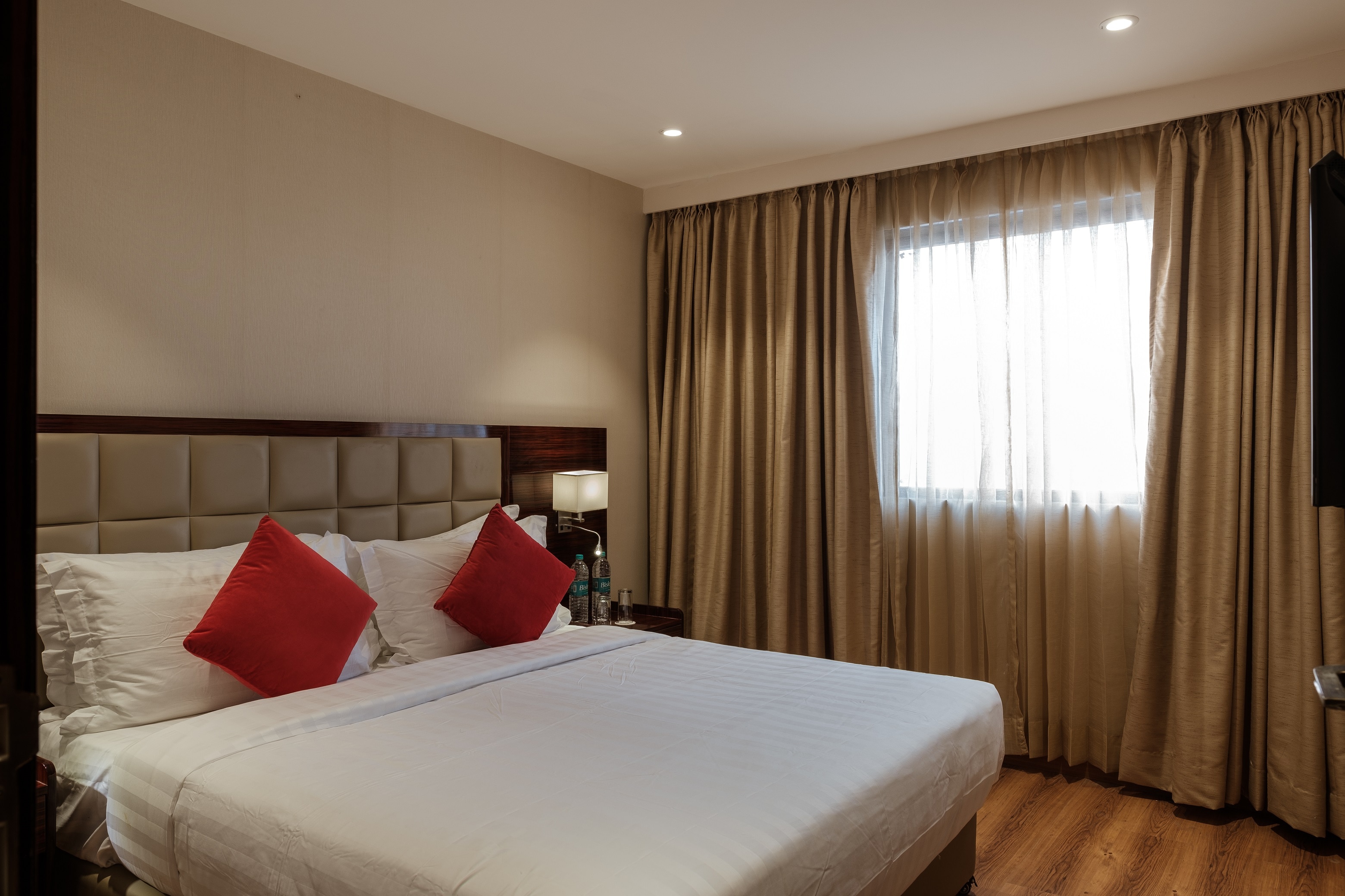 Clarks Premier Kota 𝗕𝗢𝗢𝗞 Kota Hotel 𝘄𝗶𝘁𝗵 ₹𝟬 𝗣𝗔𝗬𝗠𝗘𝗡𝗧
