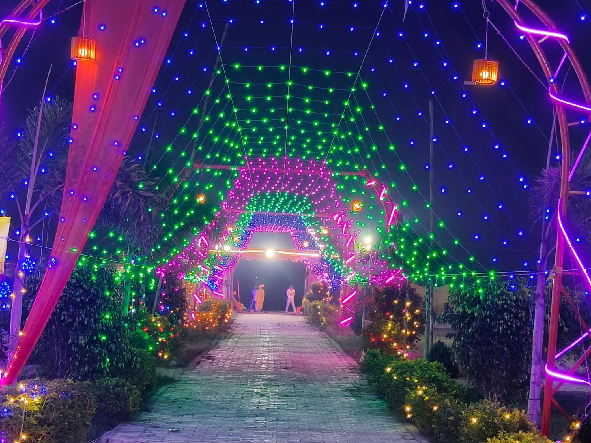 Heaven Resort And Restaurant 𝗕𝗢𝗢𝗞 Deo Farm House