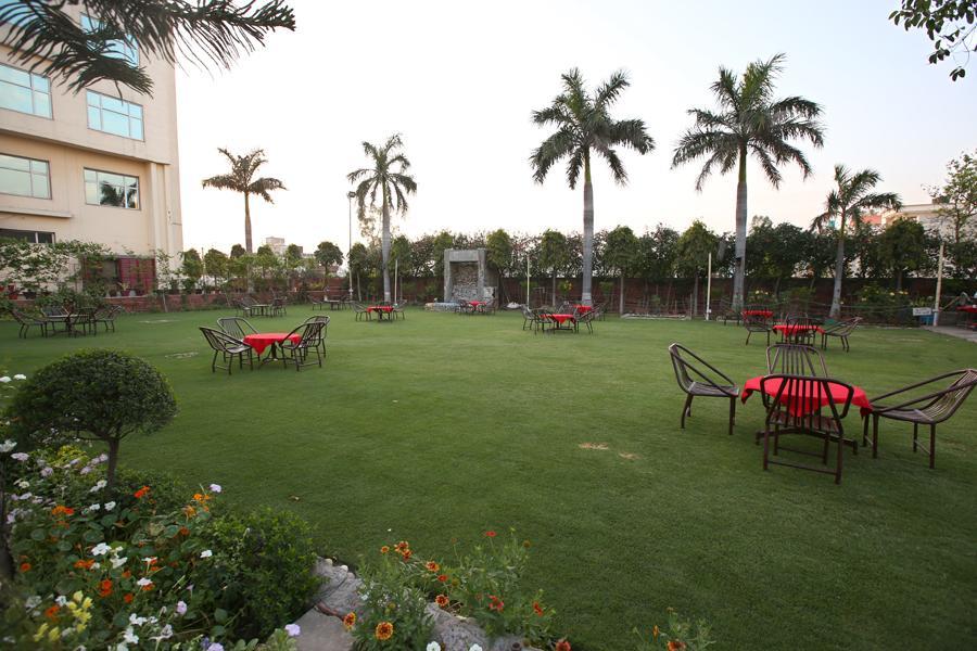 EAGLE MOTEL Rajpura INR 180 OFF ( ̶3̶0̶0̶0̶ ) Hotel Price, Address ...