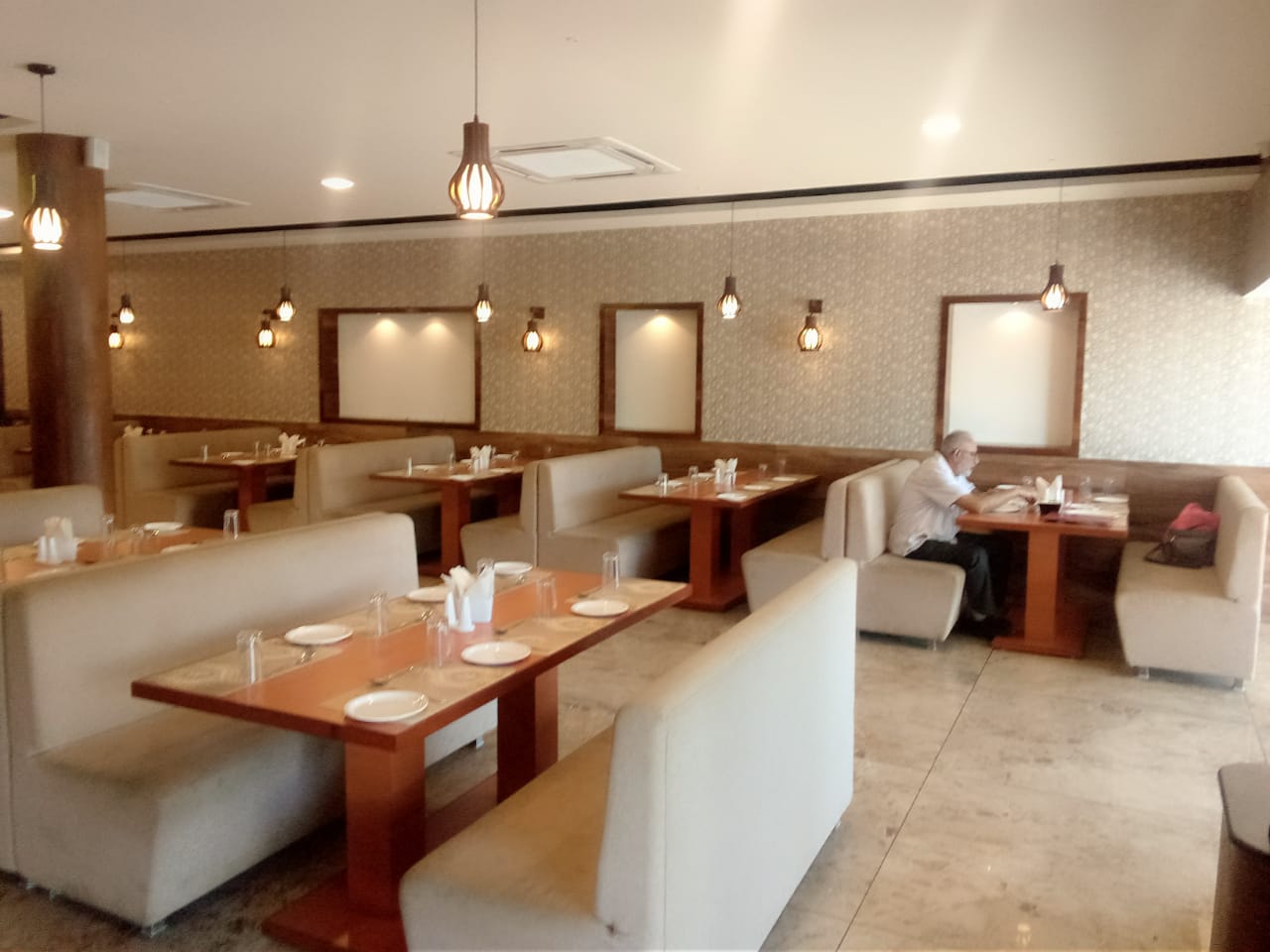 Guruprerna Beacon Resort, Dwarka Best Rates on Dwarka Hotel Deals ...