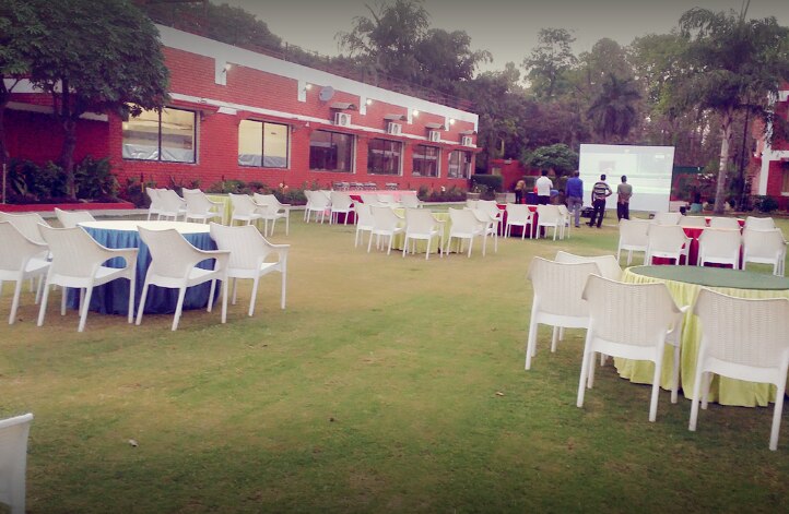 Forest Club Gorakhpur Price, Address & Reviews