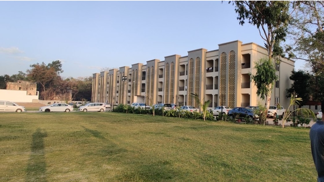 BRG Budget Stay Best Rates on Rajpipla Hotel Deals, Reviews & Photos