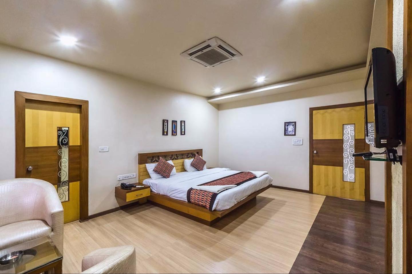 Dvr Mansion Kurnool Hotel Price, Address & Reviews
