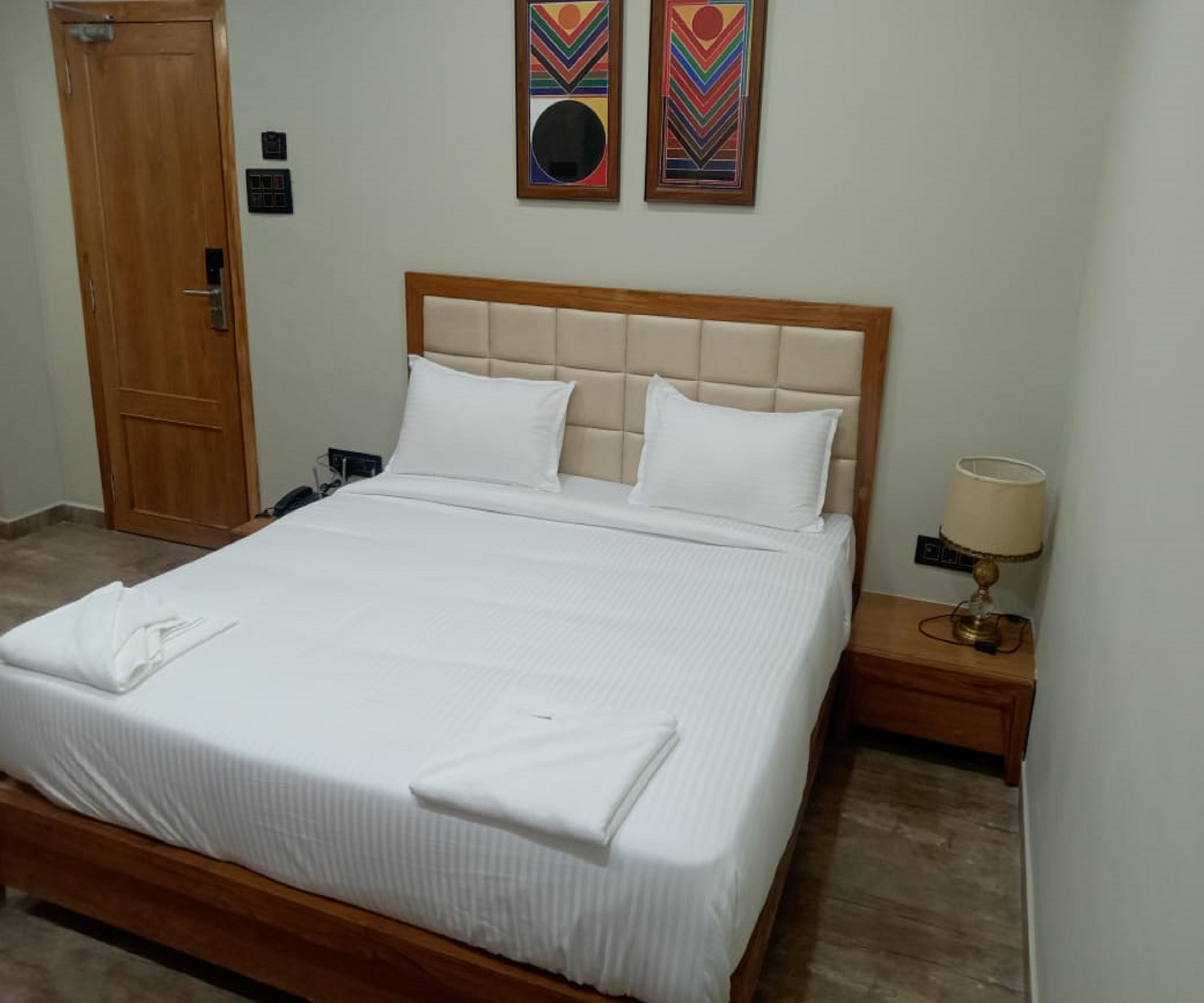 Bharti Villa Club and Resort 𝗕𝗢𝗢𝗞 Vapi Resort 𝘄𝗶𝘁𝗵 ₹𝟬 𝗣𝗔𝗬𝗠𝗘𝗡𝗧