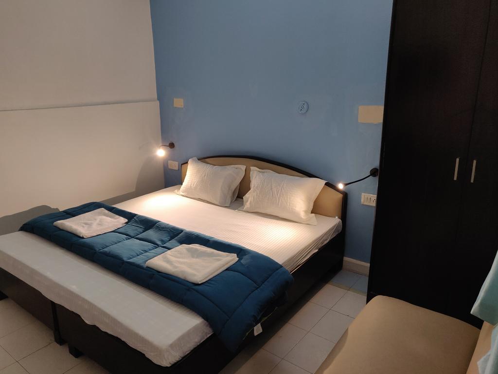 Joey's Hostel Agra | Dorms & Private Rooms 𝗕𝗢𝗢𝗞 Agra Hostel