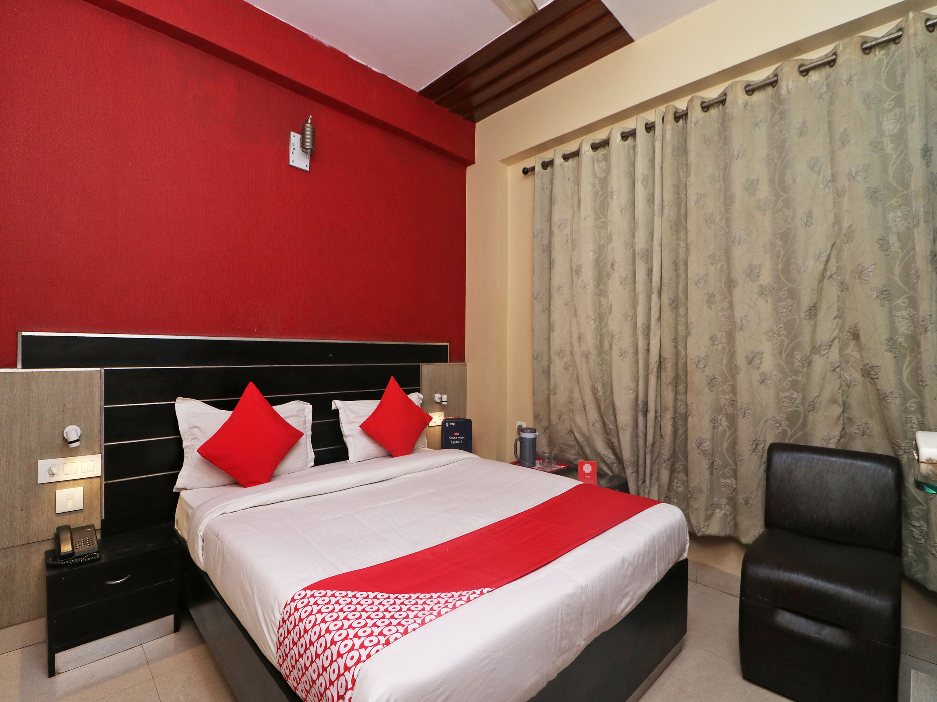 HHI Varanasi Varanasi - INR 3331 OFF ( ̶1̶8̶0̶0̶0̶ ) Deal + HD Photos ...