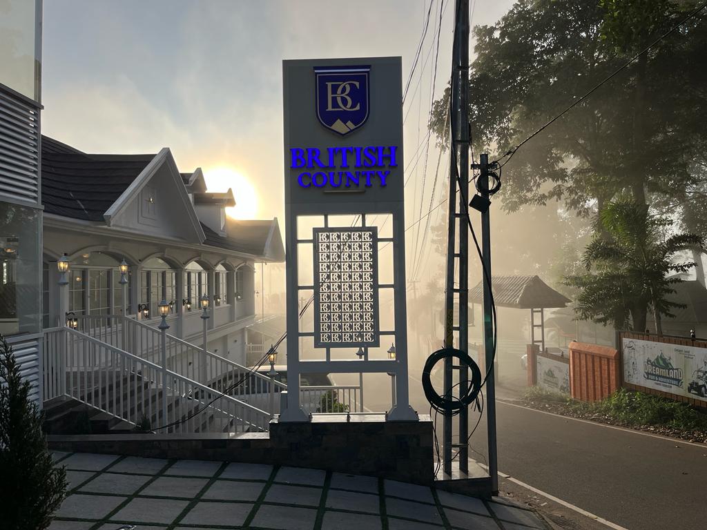 British County Resorts 𝗕𝗢𝗢𝗞 Munnar Resort 𝘄𝗶𝘁𝗵 𝗙𝗥𝗘𝗘 𝗖𝗮𝗻𝗰𝗲𝗹𝗹𝗮𝘁𝗶𝗼𝗻