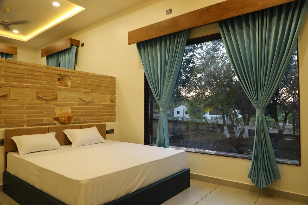GIR VILLA RESORT 𝗕𝗢𝗢𝗞 Sasan Gir Resort 𝘄𝗶𝘁𝗵 ₹𝟬 𝗣𝗔𝗬𝗠𝗘𝗡𝗧