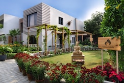 Heritage Village Resort & Spa Manesar Best Rates on Manesar Hotel Deals ...