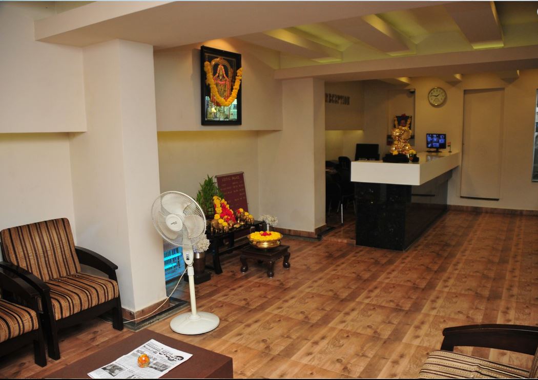 Hotel Aditya Palace 100% Money Back | Rajahmundry Hotel BOOK @ ₹1