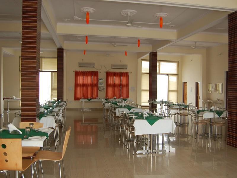 Gunjan Resort Best Rates on Shikohabad Hotel Deals, Reviews & Photos
