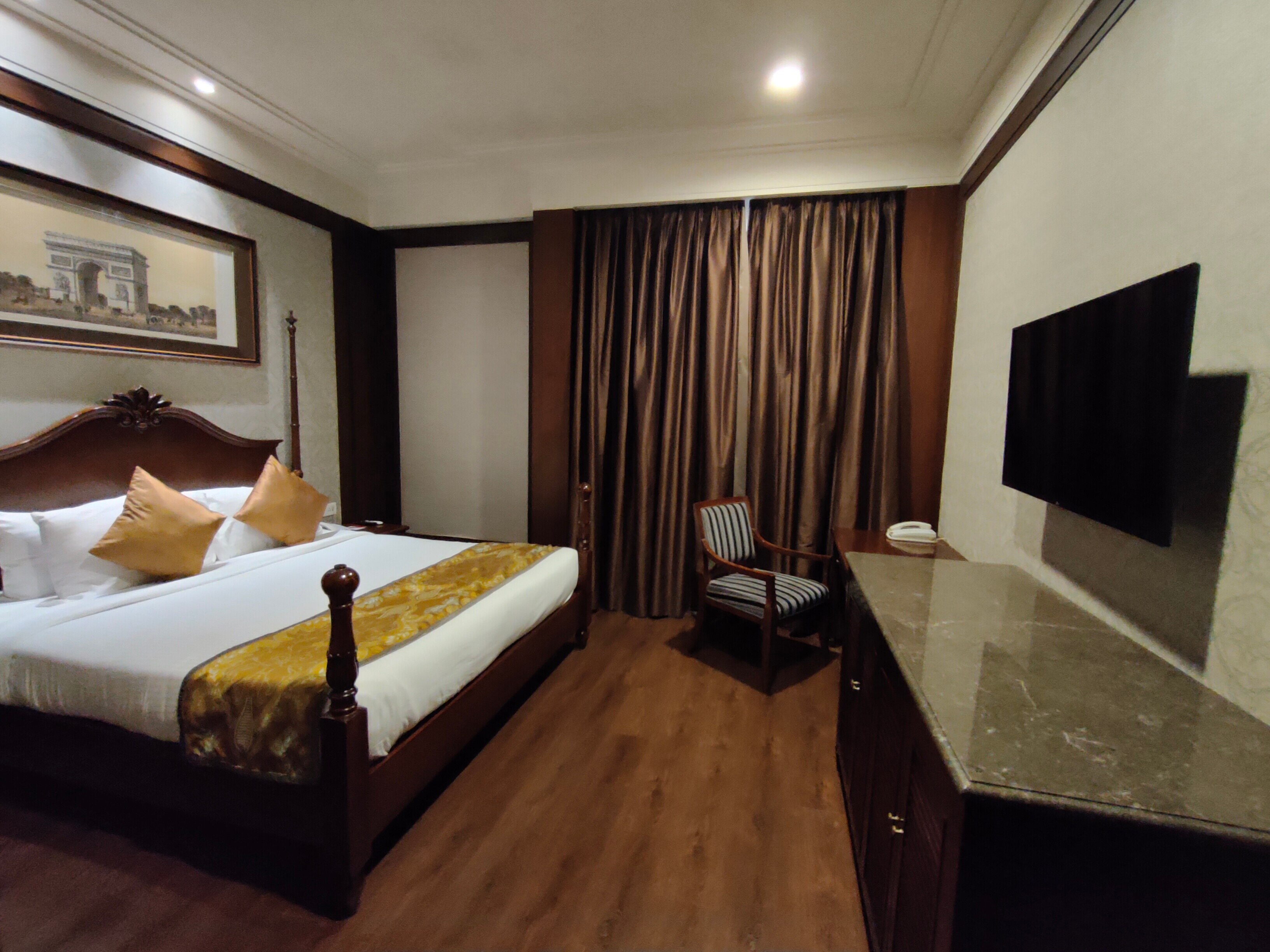 Sheraton Grand Palace Indore Indore Hotel Price, Address & Reviews