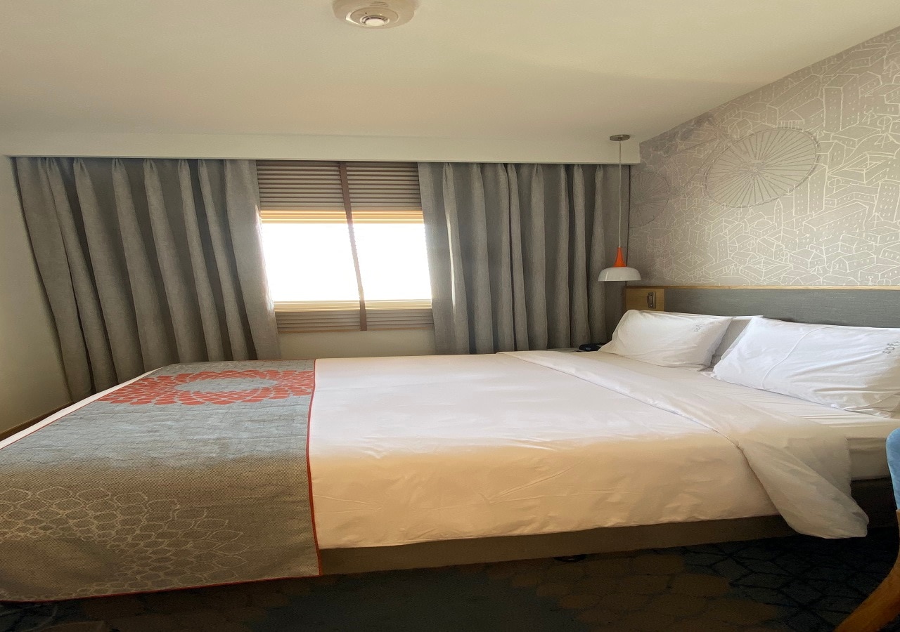 Holiday Inn Express CHENNAI OMR THORAIPAKKAM Chennai Hotel Price ...